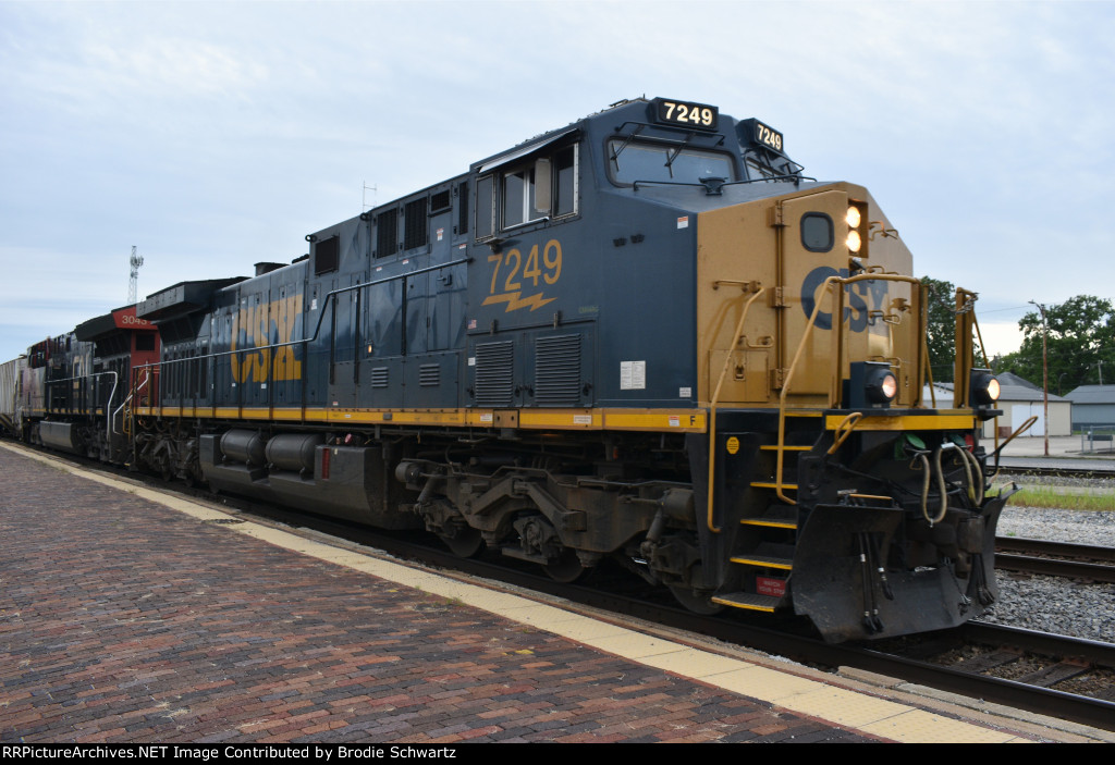 CSXT 7249